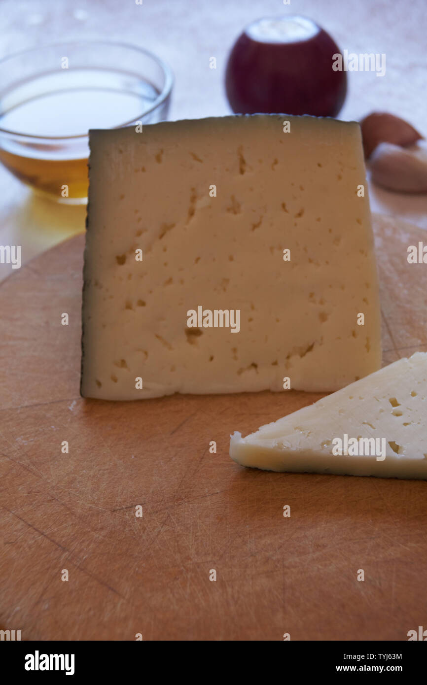 Queso vaca hi-res stock photography and images - Alamy