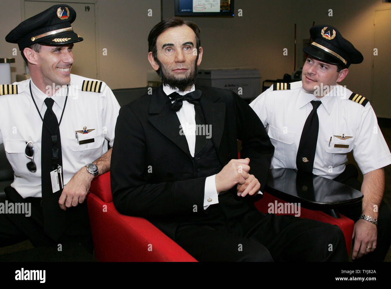 Captain Steve Sebastian, left, and first officer Robert Damato check ...
