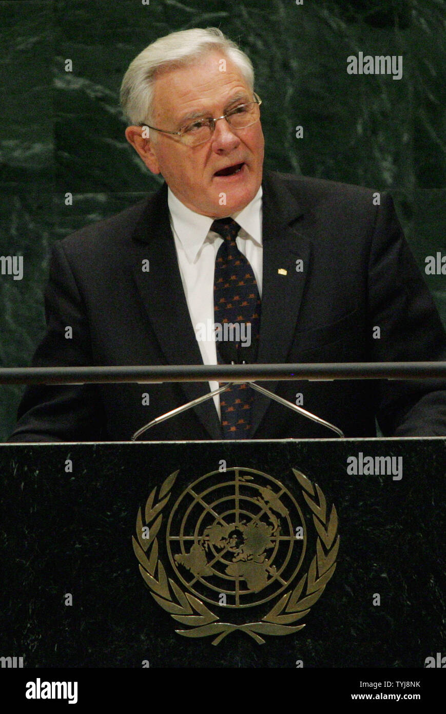 Adamkus hi-res stock photography and images - Alamy