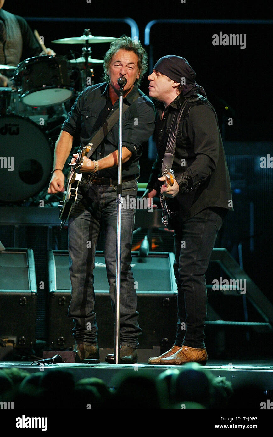 Bruce Springsteen and Stevie Van Zandt perform in concert at Madison ...
