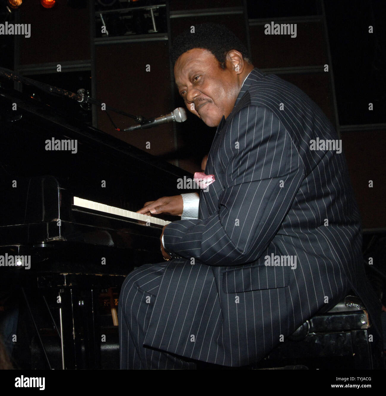 Rhythm and Blues singer Fats Domino performs after receiving the key to ...