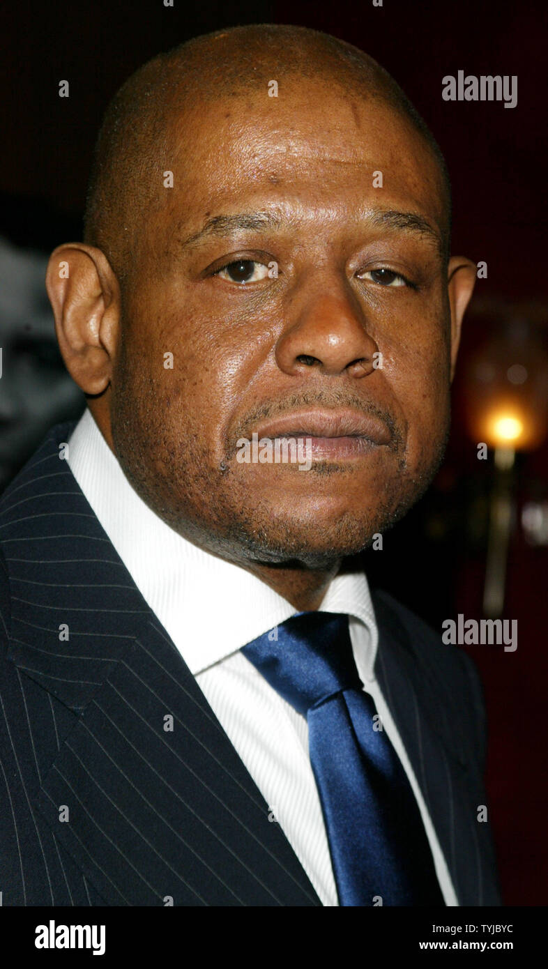 Forest Whitaker arrives at the premiere of "The Great Debaters" at the ...