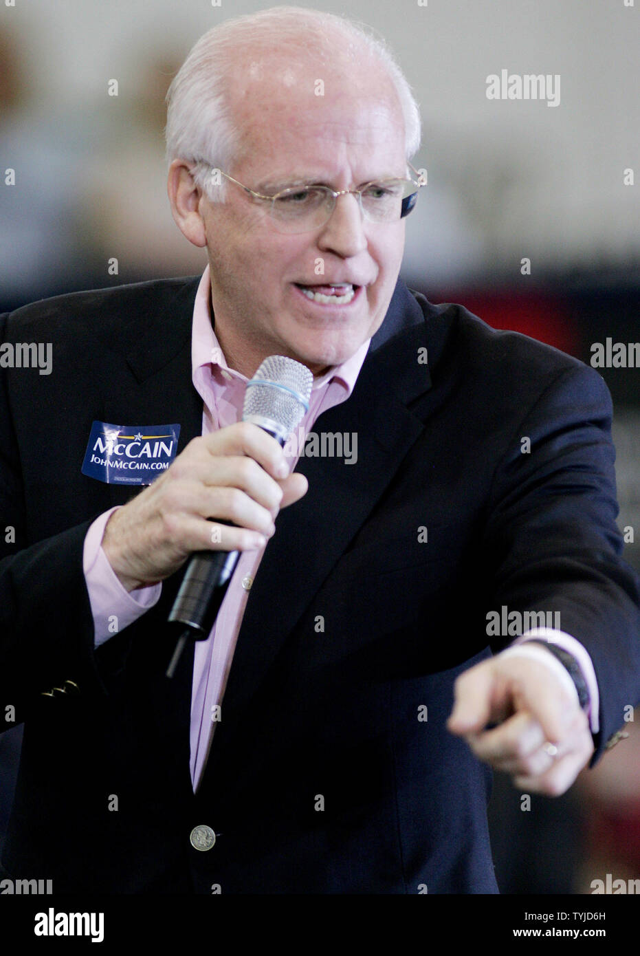 Christopher shays hi-res stock photography and images - Alamy