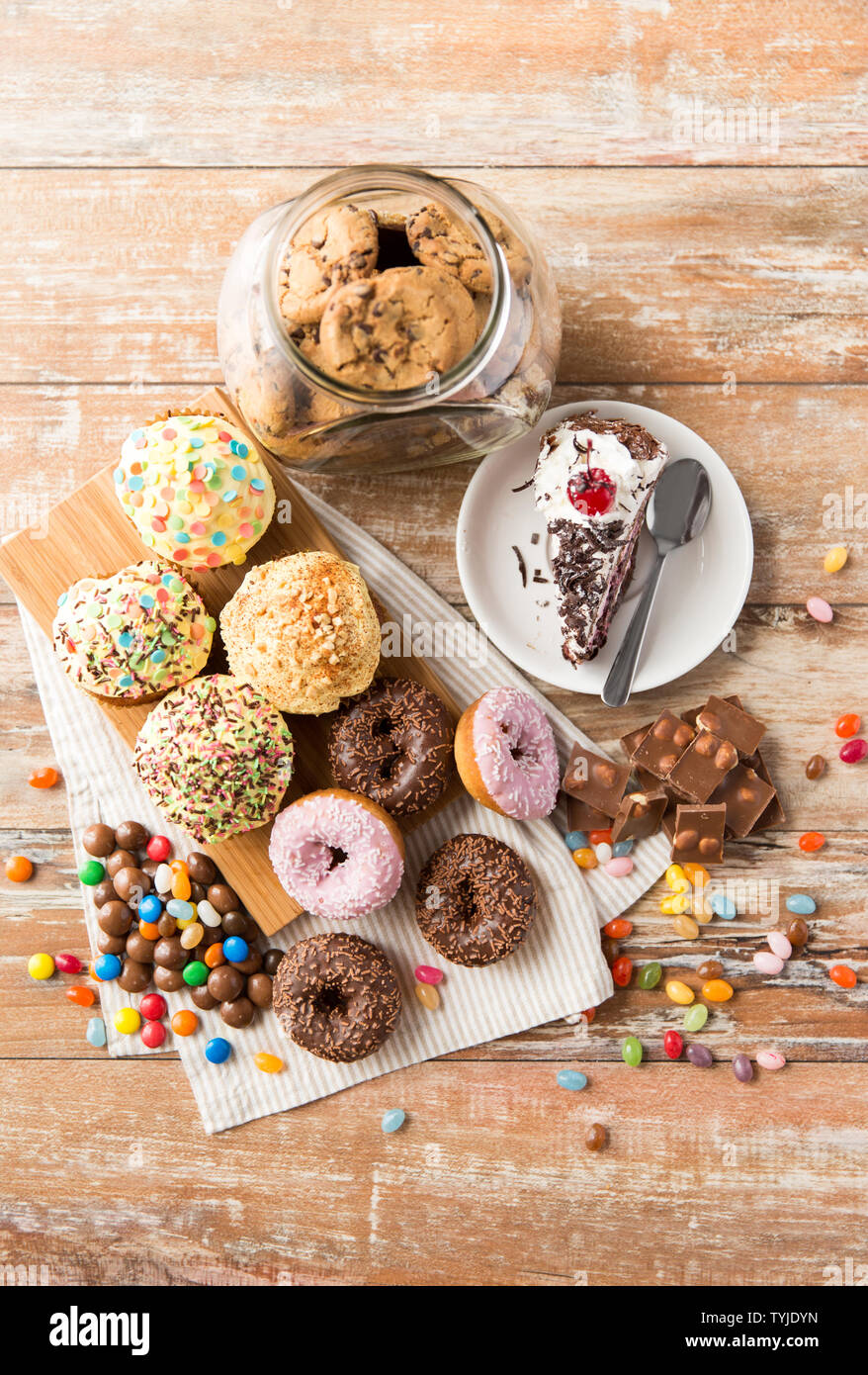 Different sweets hi-res stock photography and images - Alamy