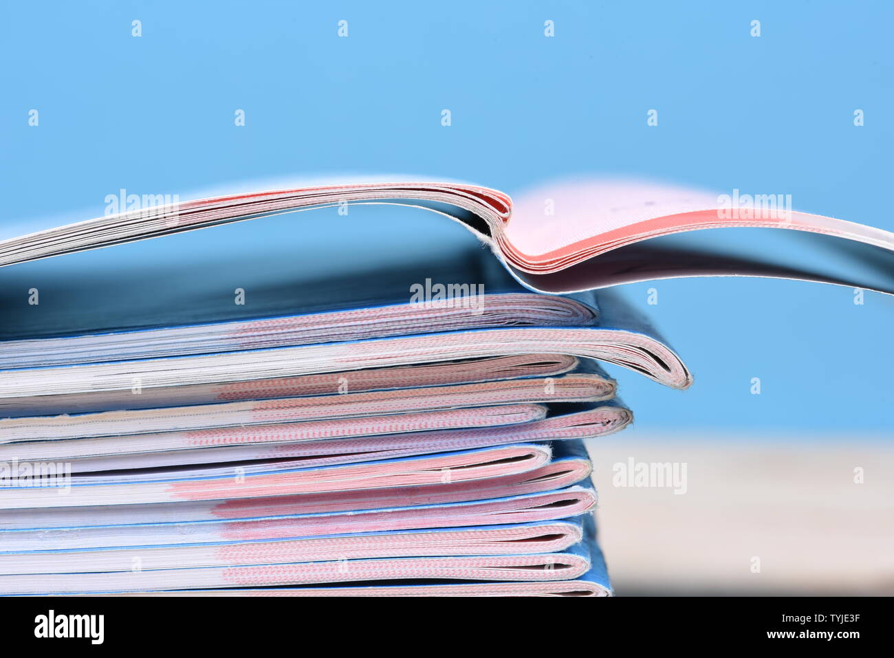 Stack of magazines hi-res stock photography and images - Alamy