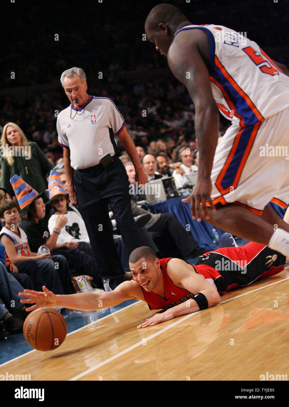 New York Knicks Zach Randolph (50) watches Toronto Raptors Anthony ...