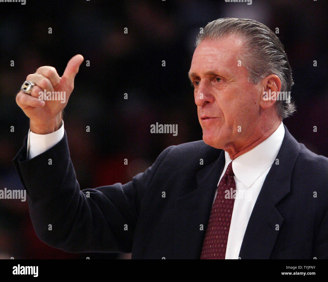 Pat riley knicks hi-res stock photography and images - Alamy