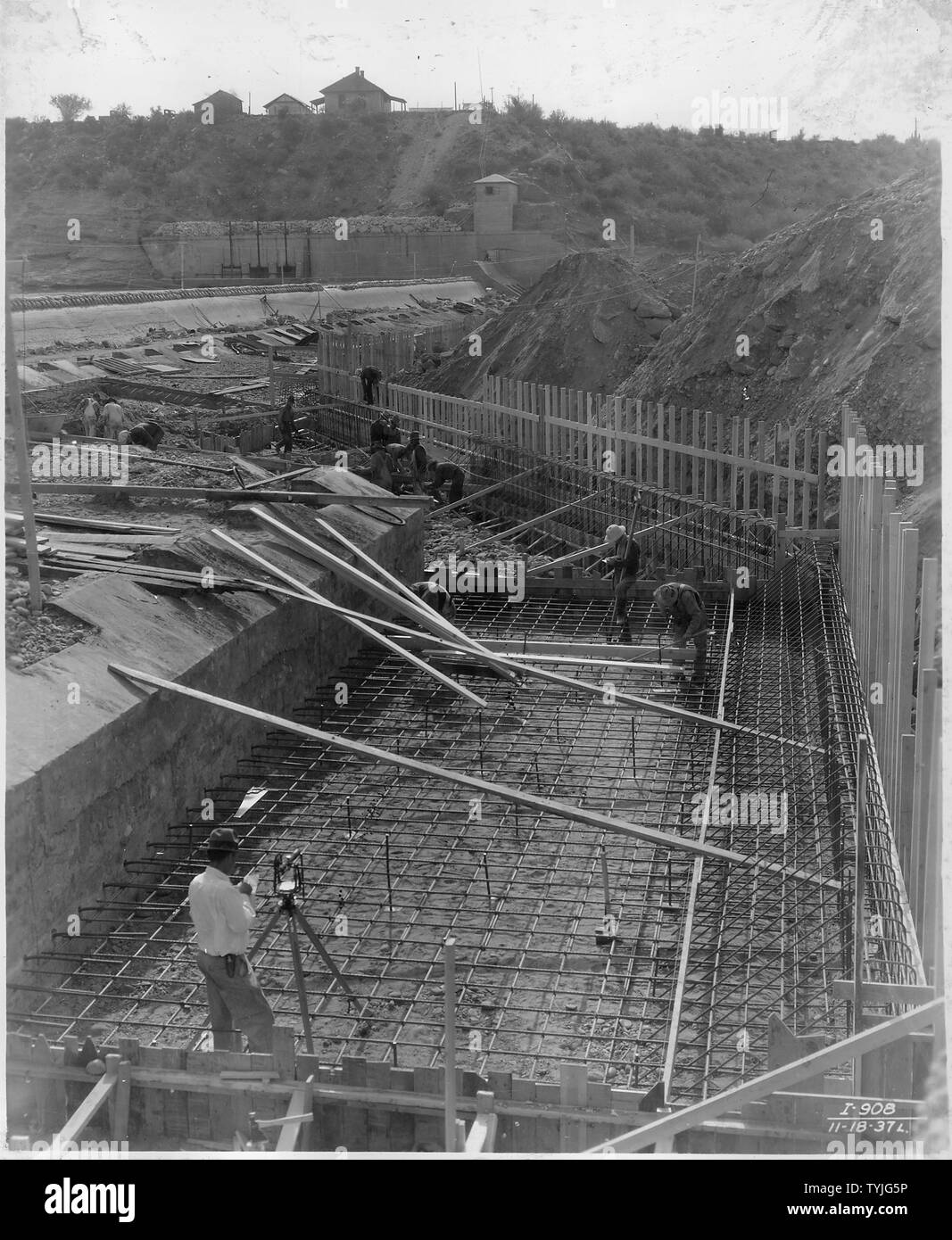 Salt River - Power Canal - Diversion Dam - View from right abutment ...