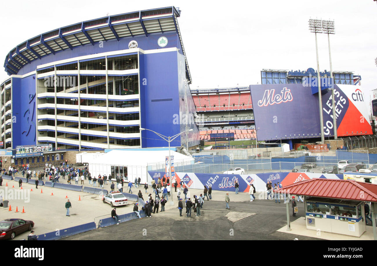 Shea stadium new york hi-res stock photography and images - Alamy