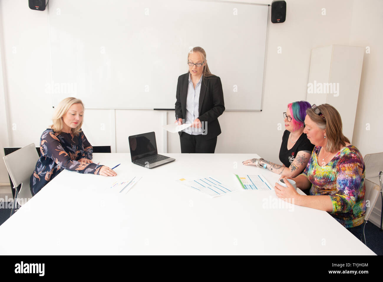 Informal organization hi-res stock photography and images - Alamy