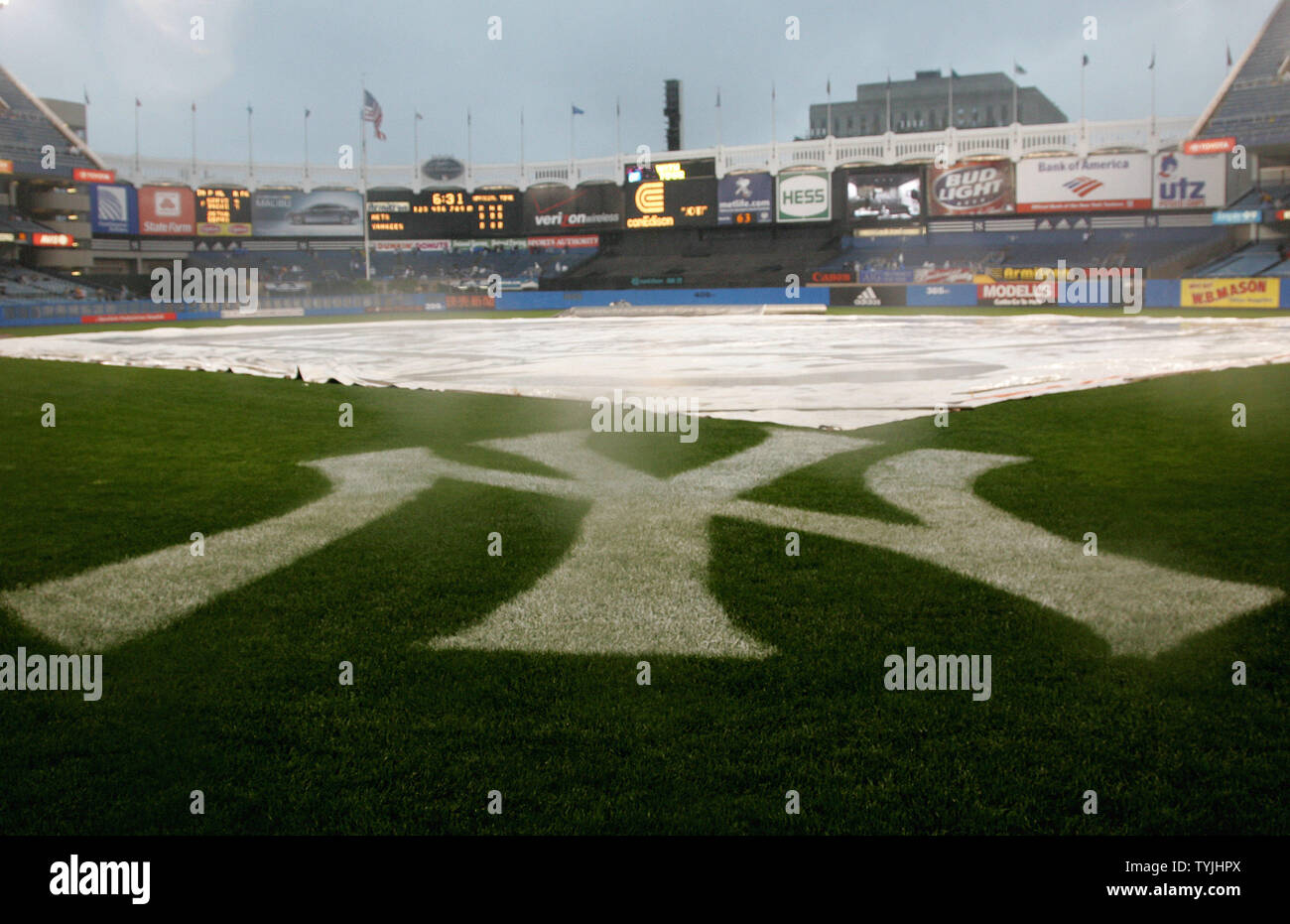 Large yankee hi-res stock photography and images - Alamy