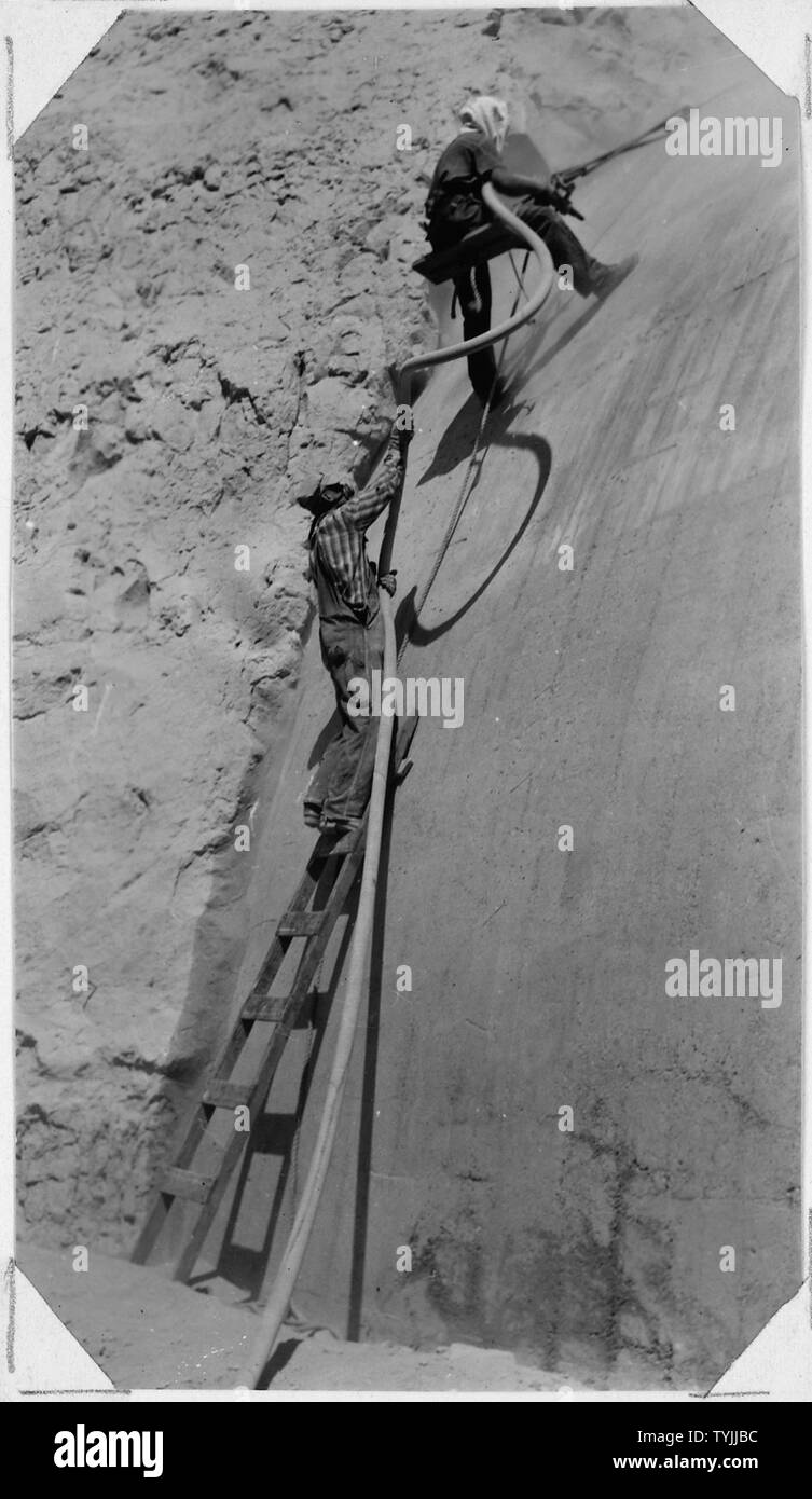 Sand-blasting a massive portal on Tunnel #2 Stock Photo - Alamy