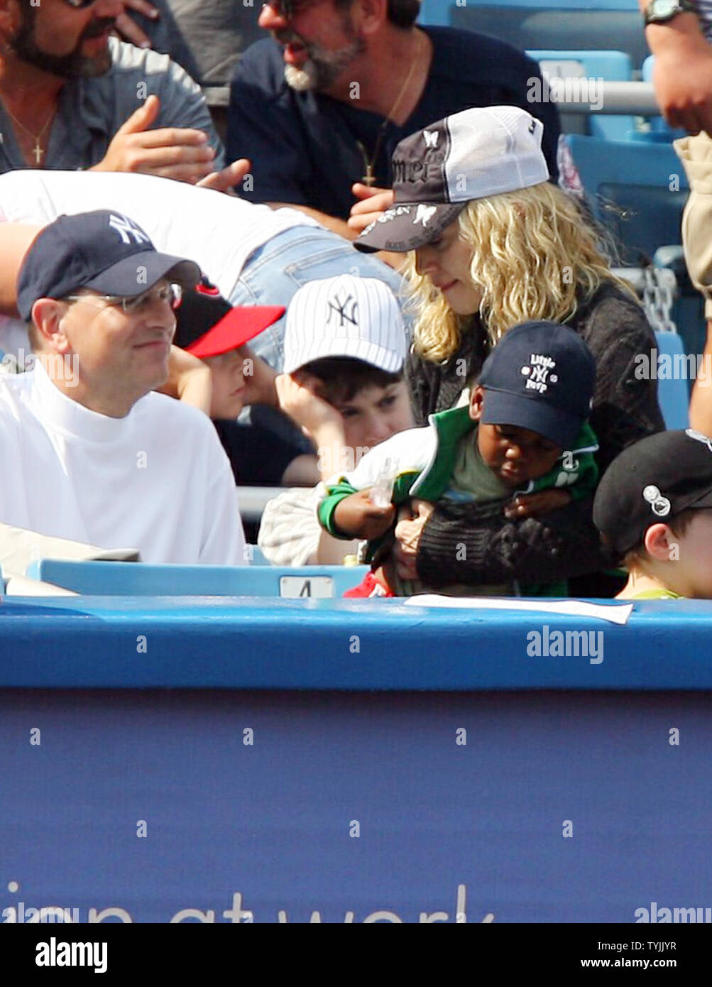 John banda hi-res stock photography and images - Alamy