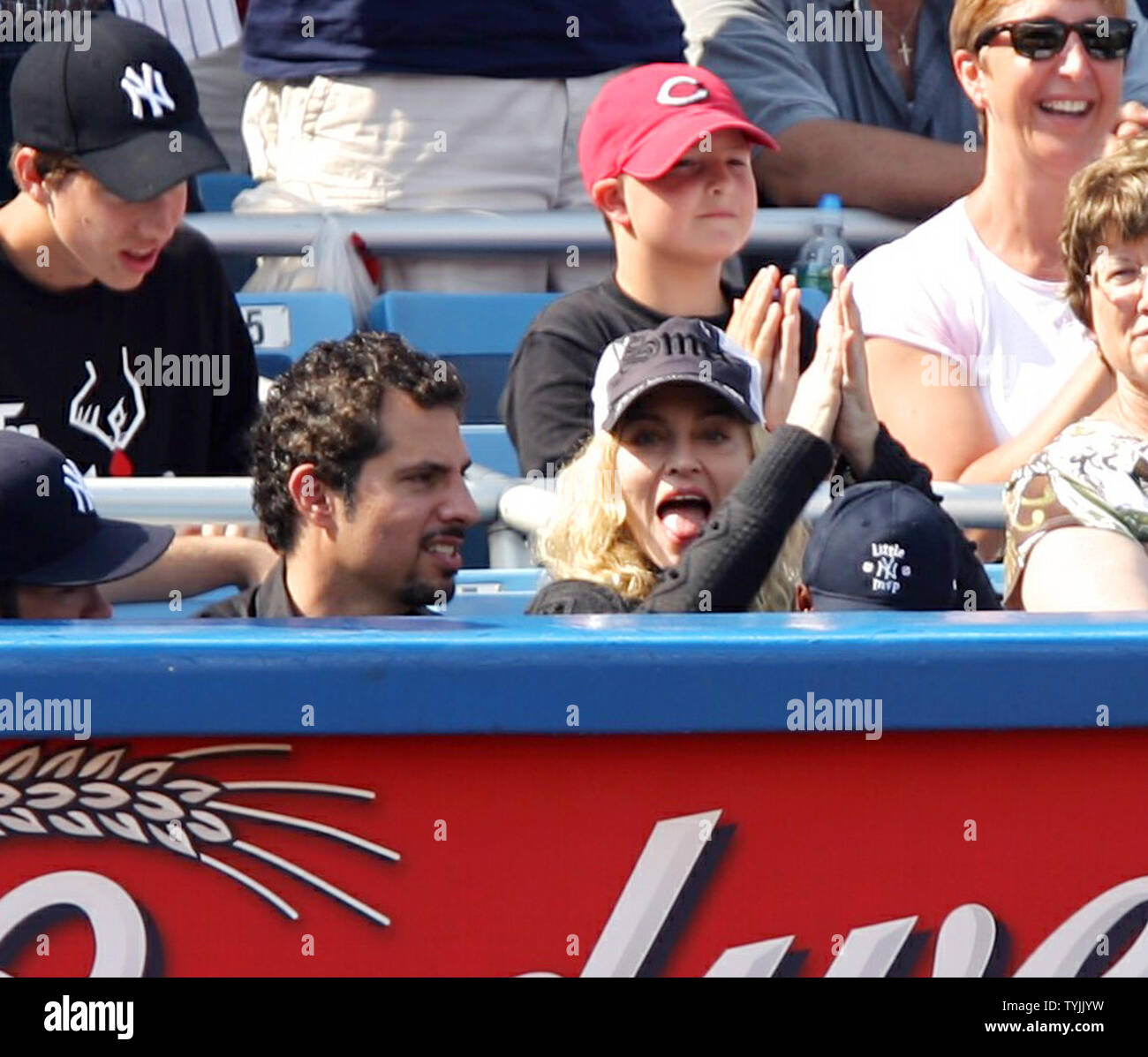 Madonna and david banda hi-res stock photography and images - Alamy