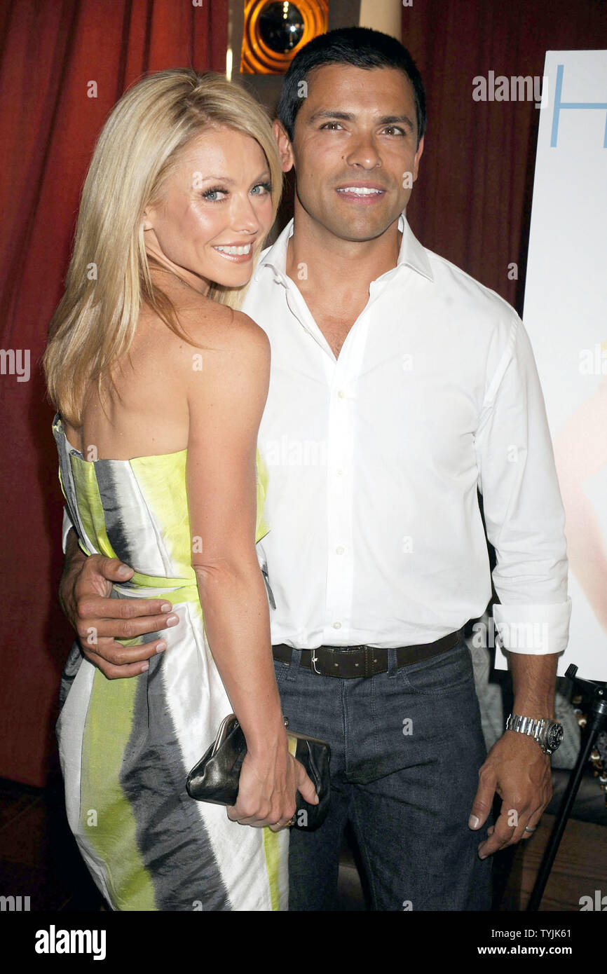 TV talk show co host Kelly Ripa celebrates her Hamptons Magazine photo ...
