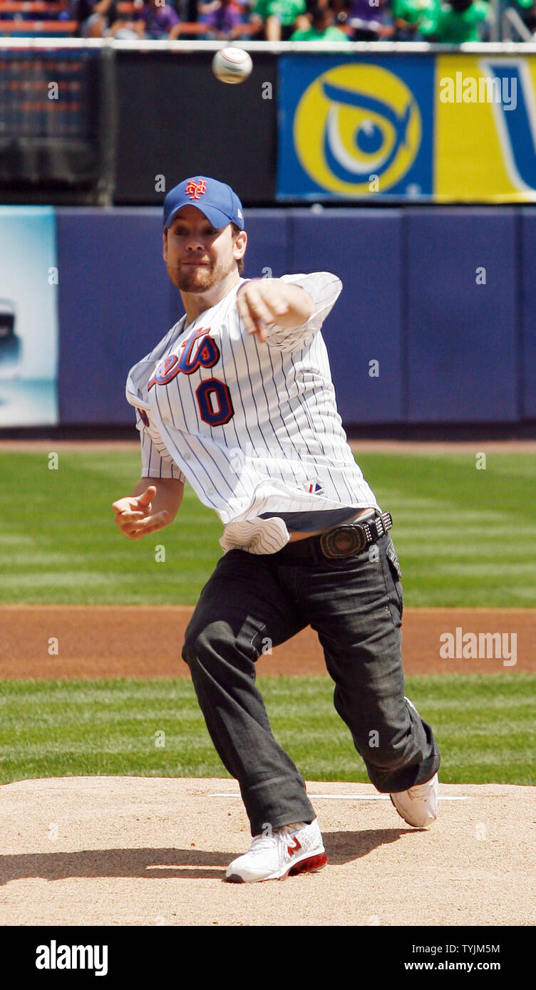American Idol David Cook throws out the first pitch before the New York ...