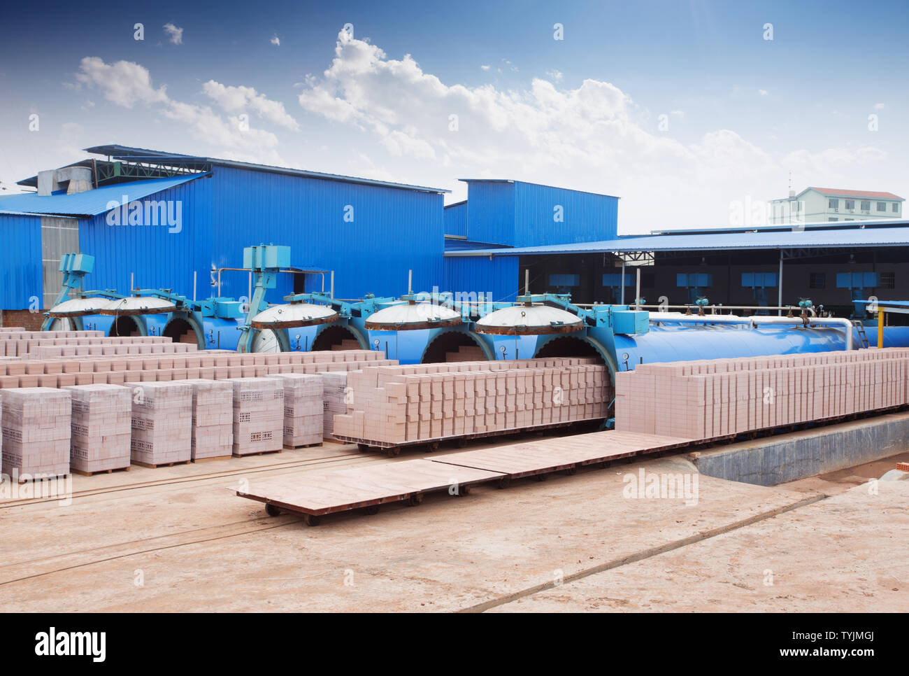 Bricks production hi-res stock photography and images - Alamy