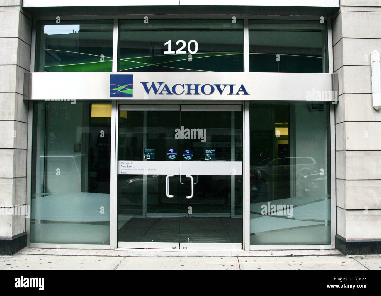 Wachovia Bank High Resolution Stock Photography and Images - Alamy