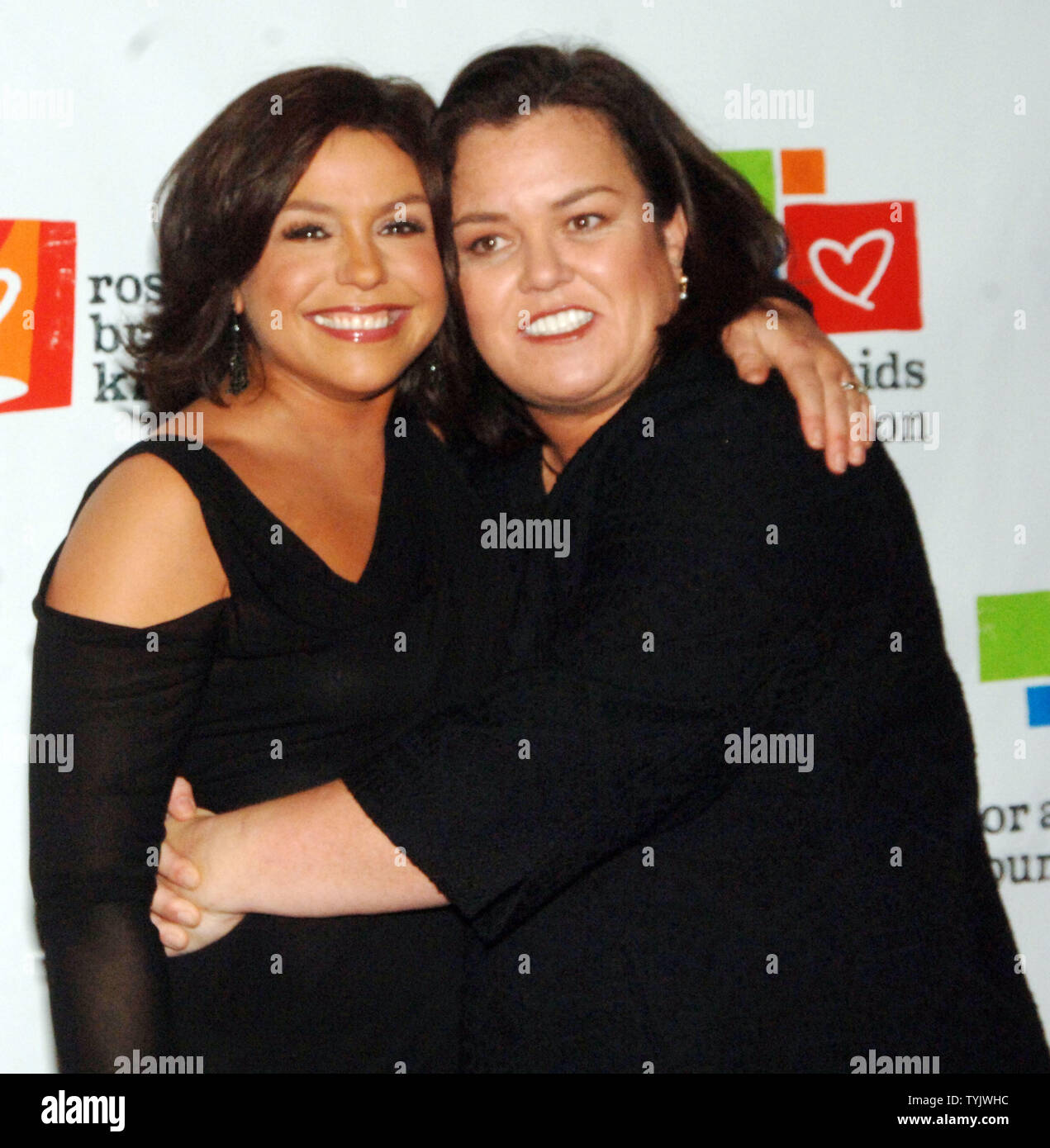 TV talk show hosts Rachal Ray (L) and Rosie O'Donnell attend the Rosie ...