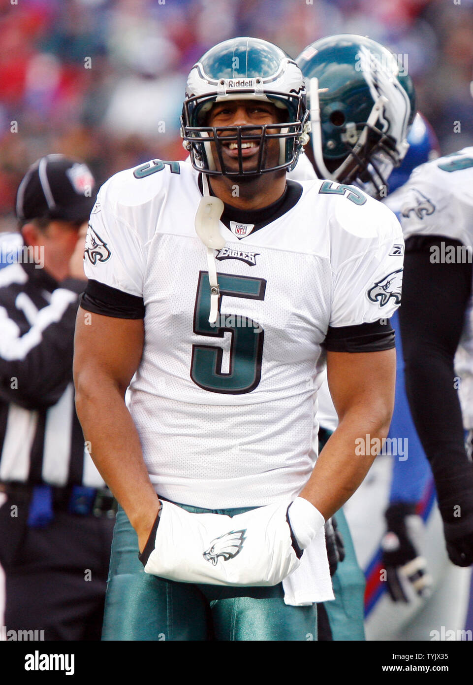 Philadelphia Eagles Donovan McNabb (5) reacts in between plays in the ...