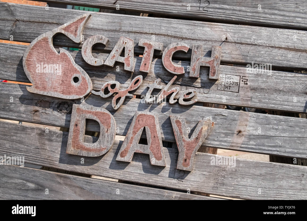 Restaurant board for fish catch of the day Stock Photo - Alamy