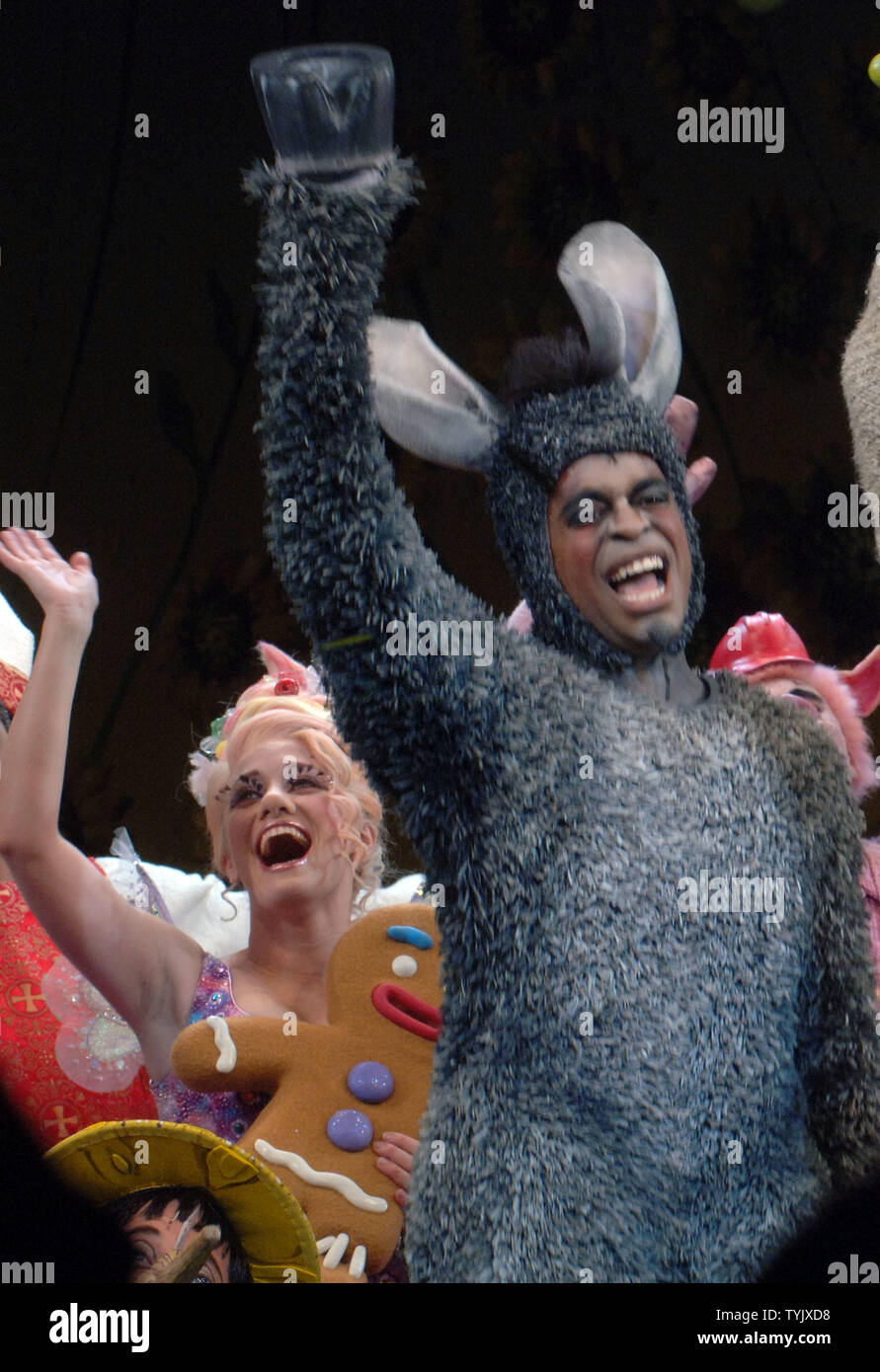 Shrek The Musical Daniel Breaker