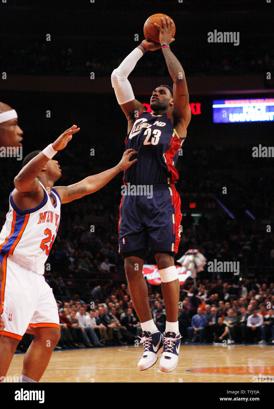 Lebron James Cavaliers Shooting