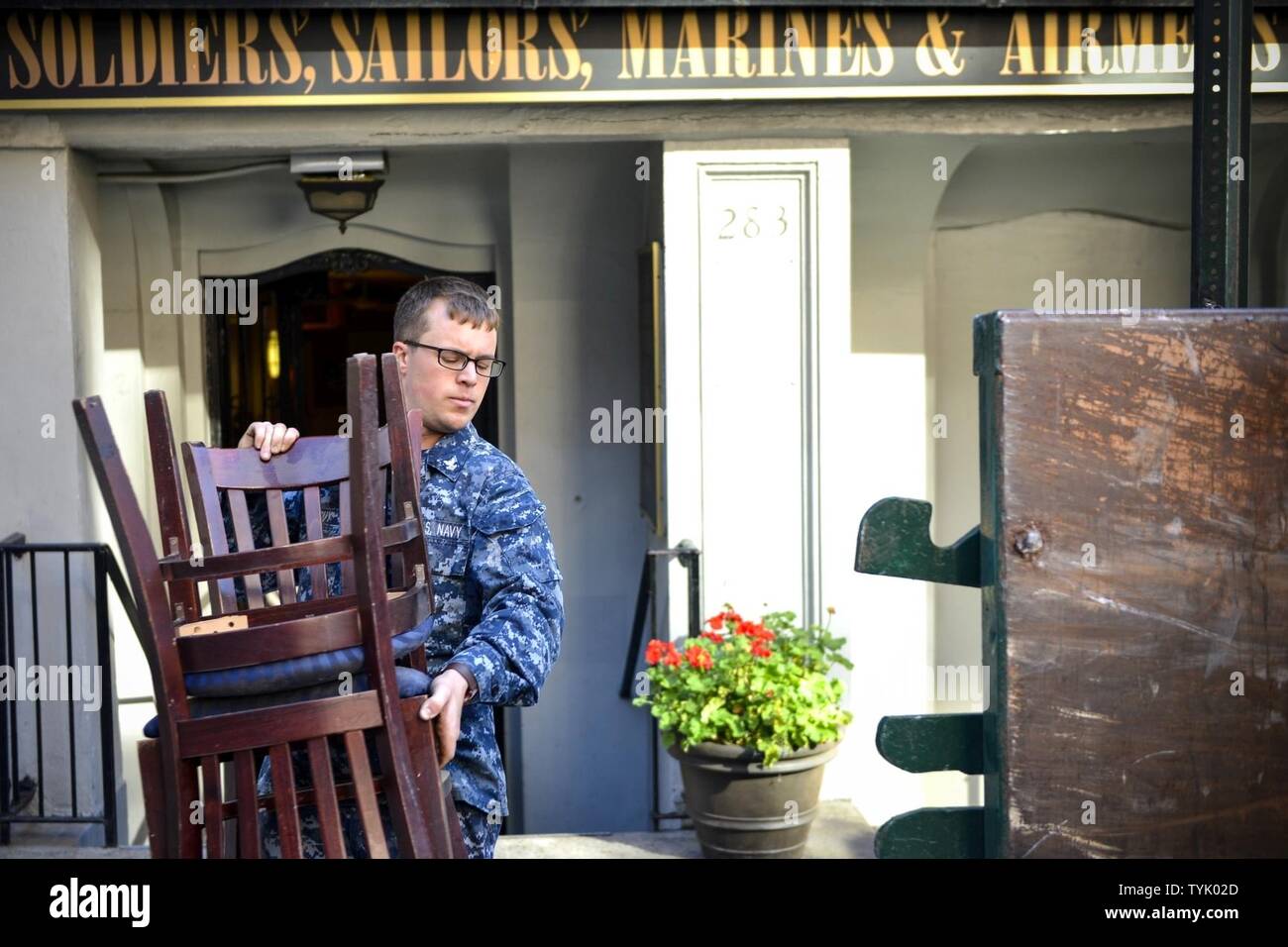 NEW YORK (Nov. 12, 2016) – Petty Officer 2nd Class Justin Guy helps to ...