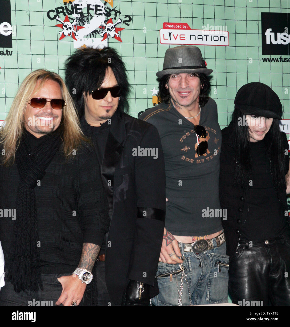 Photo with motley crue mick mars hi-res stock photography and images ...