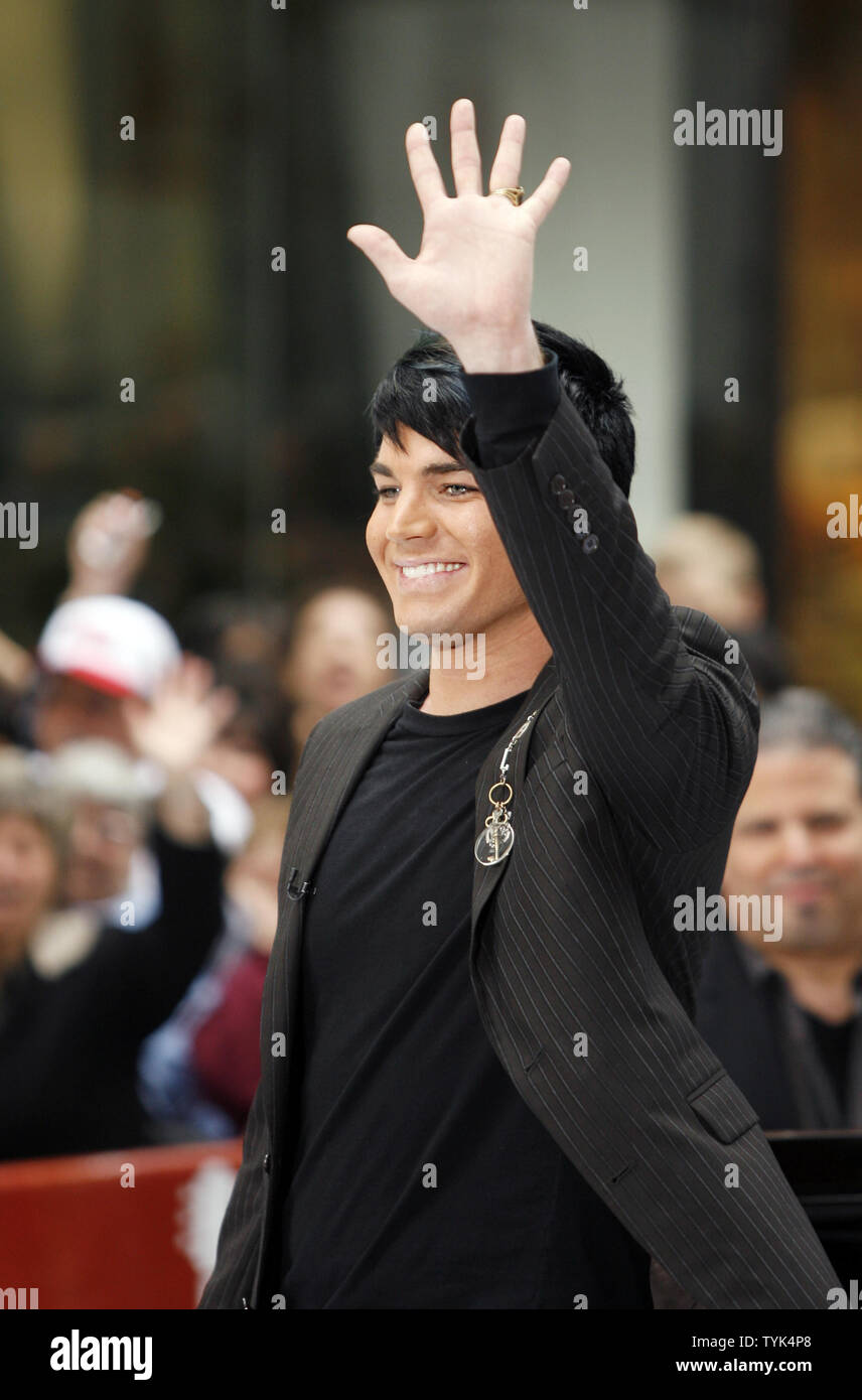 American idol runner up adam lambert hi-res stock photography and ...