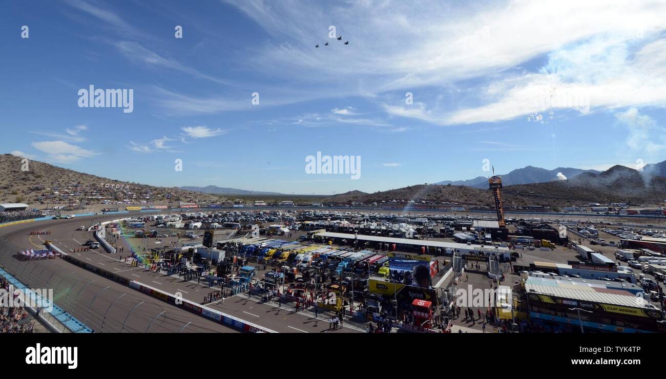 Phoenix international raceway hi-res stock photography and images - Alamy