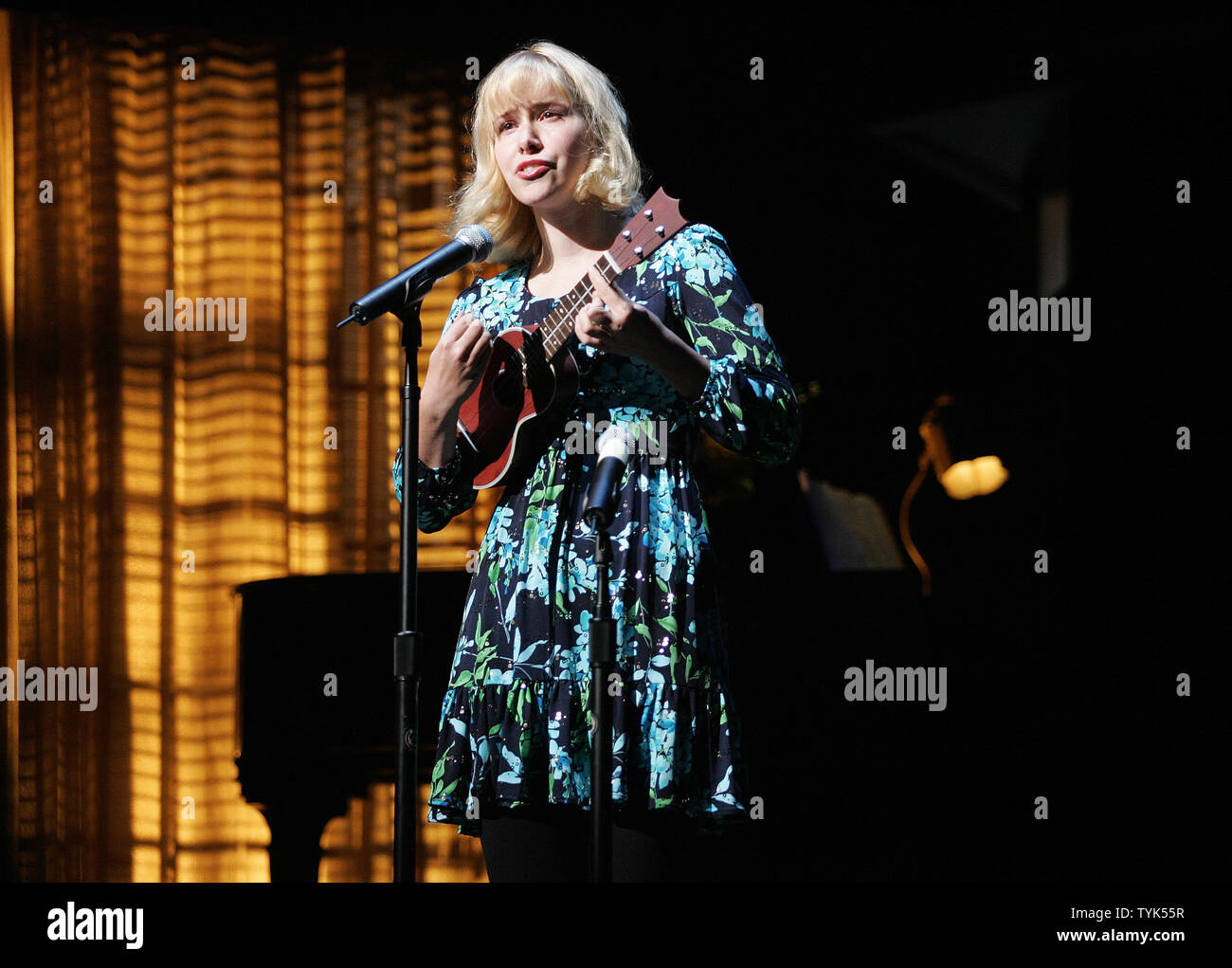 Laura mckay hi-res stock photography and images - Alamy