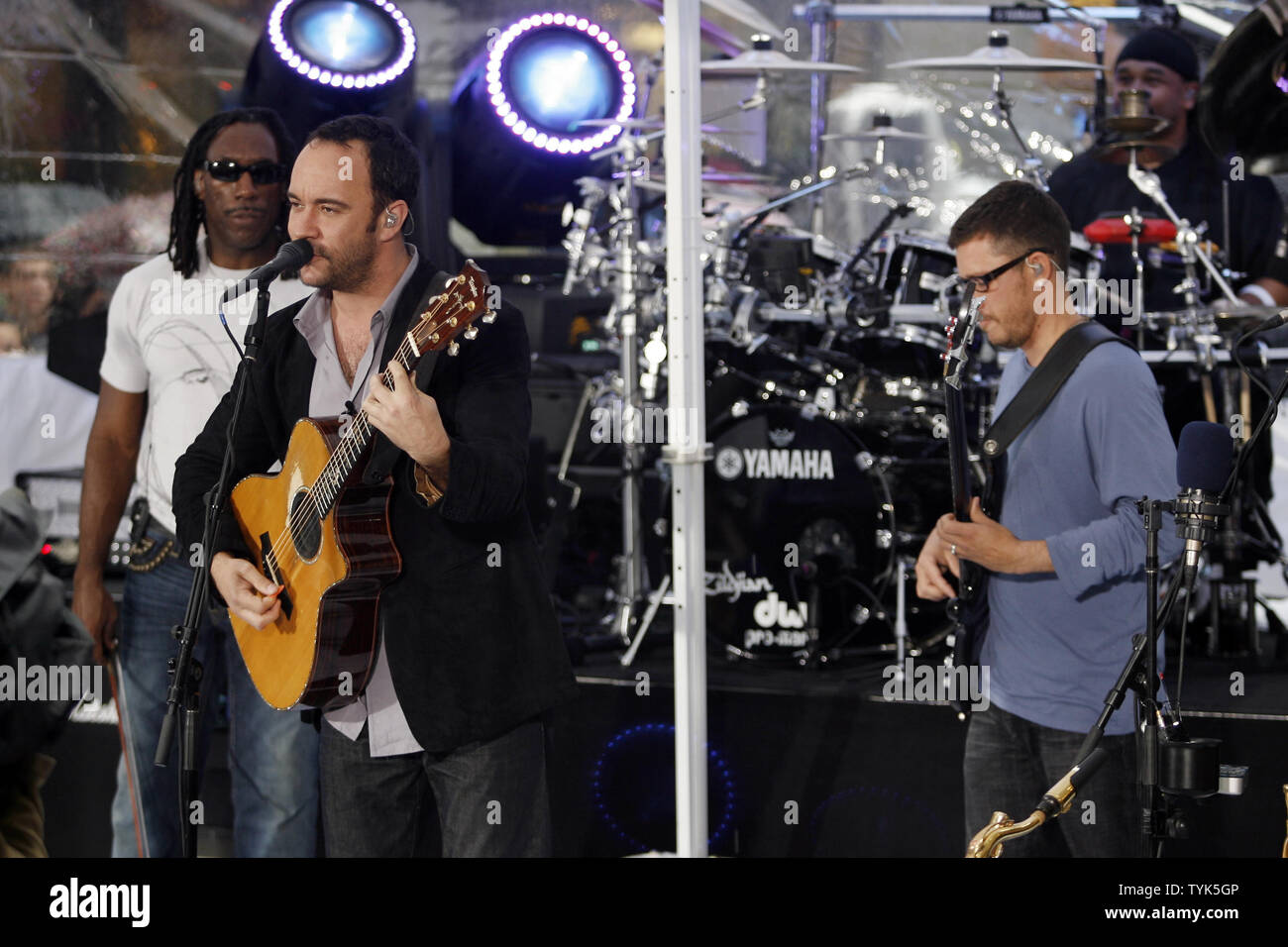 The Dave Matthews Band performs on the NBC Today show live from ...