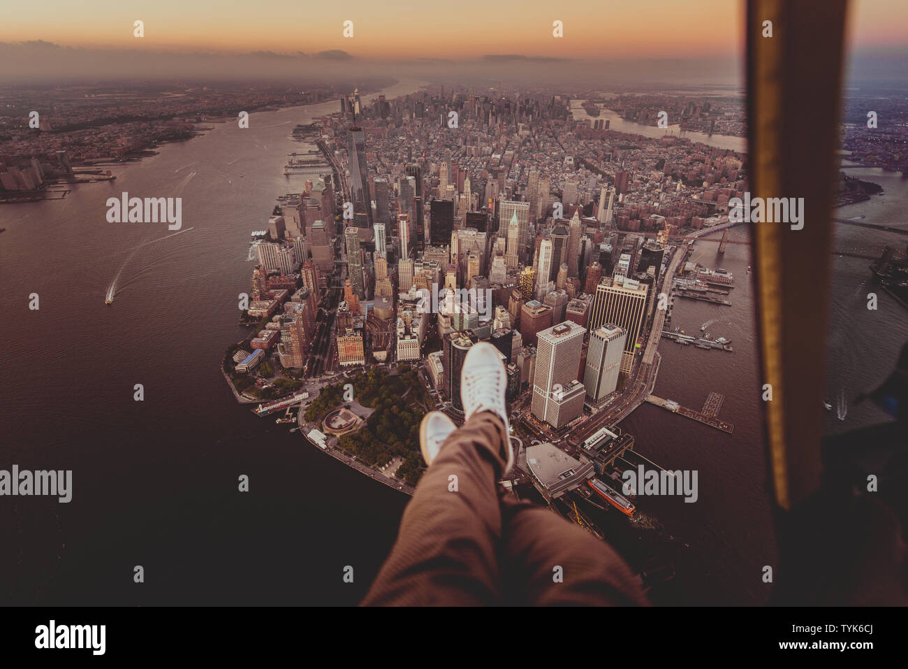 New york helicopter feet hi-res stock photography and images - Alamy