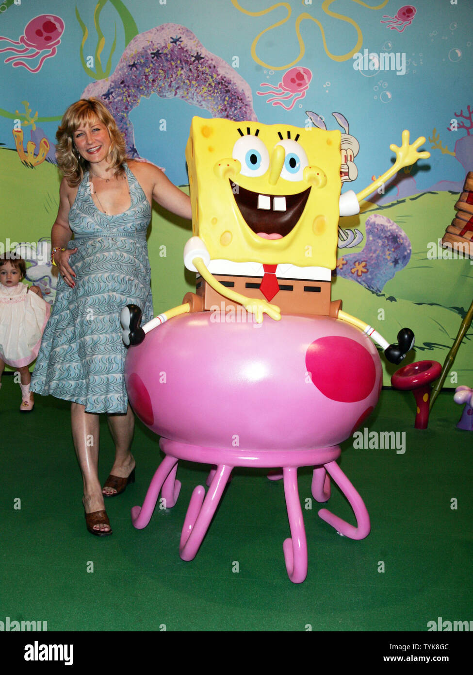 Amy carlson hi-res stock photography and images - Alamy