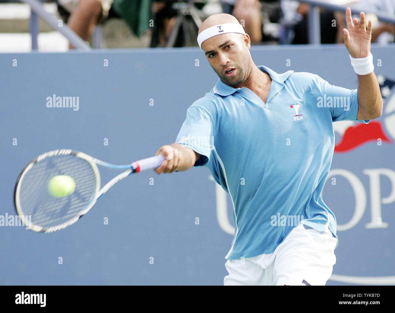 James Blake (USA) returns the ball to Ruben Ramirez Hidalgo of Spain ...