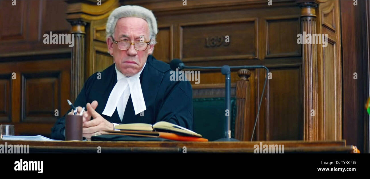 HAMPSTEAD, Simon Callow, 2017. © IFC Films / Courtesy Everett ...