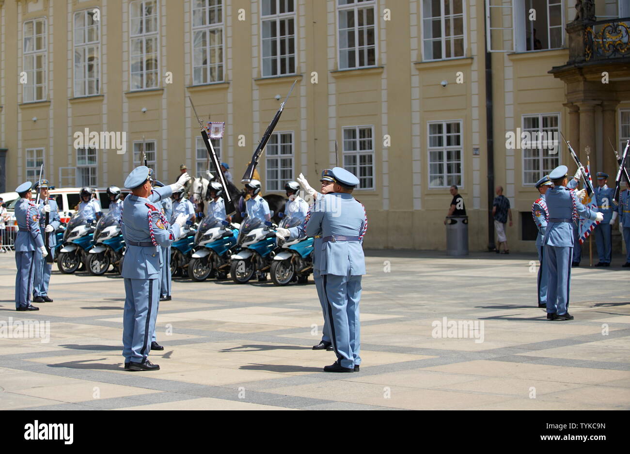 Rifle rifles bayonet bayonets hi-res stock photography and images - Alamy