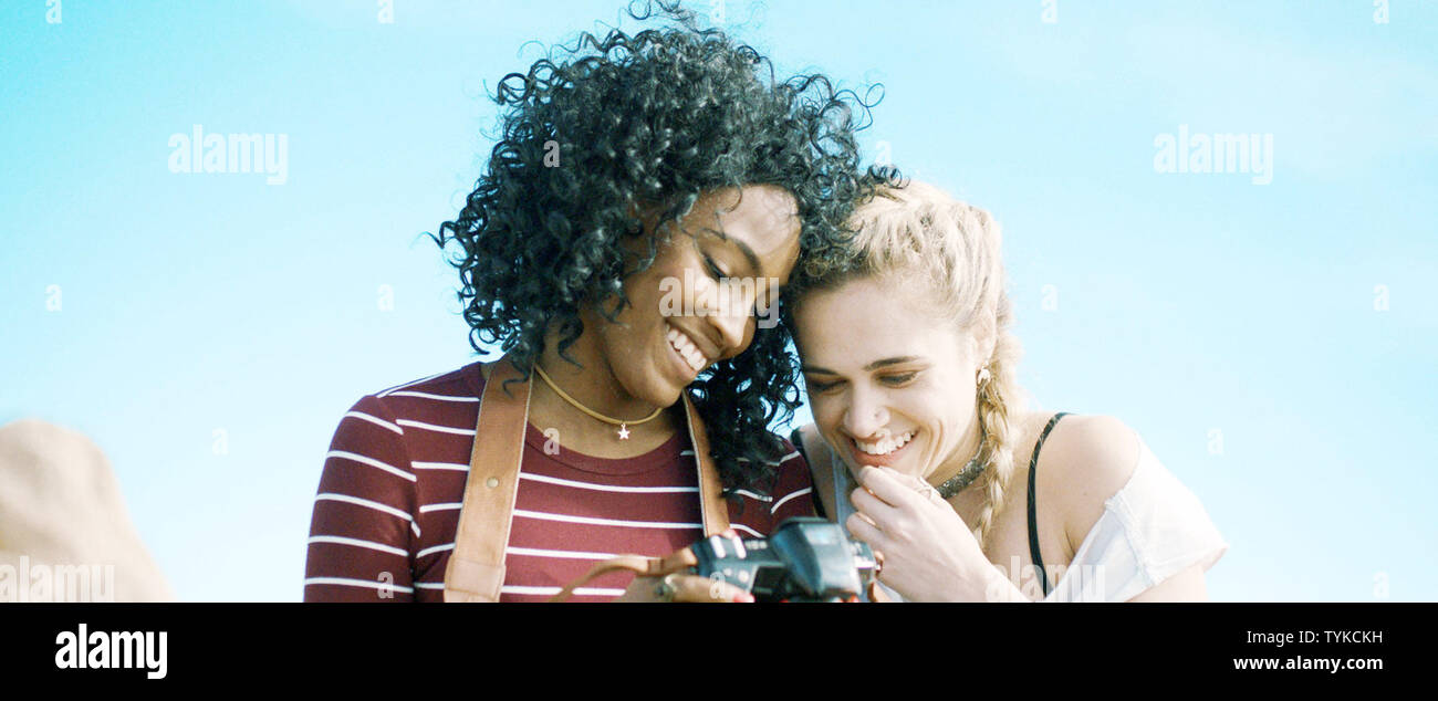 HEAD COUNT, from left: Ashleigh Morghan, Bevin Bru, 2018. © Samuel ...