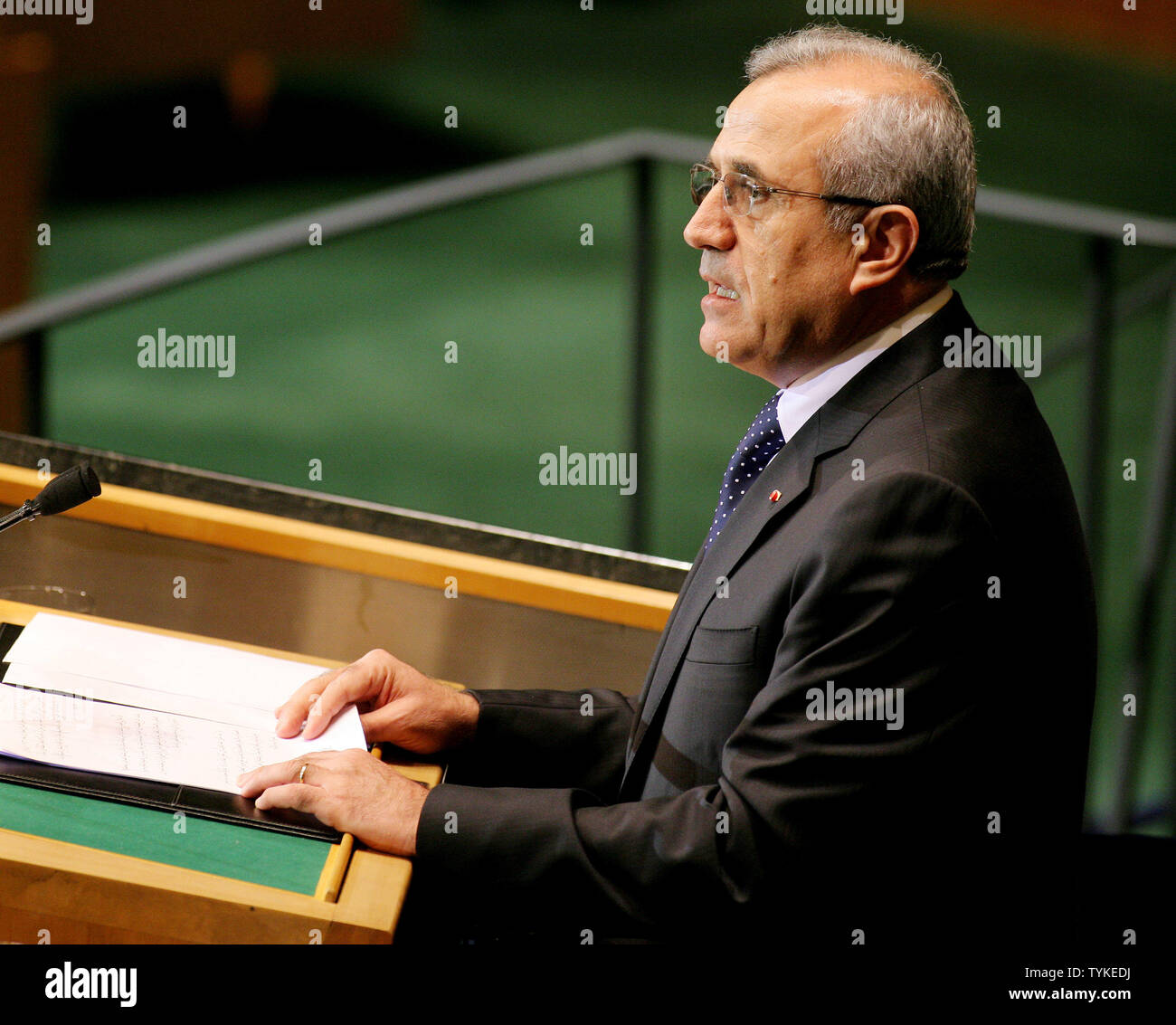 General michel sleiman hi-res stock photography and images - Alamy
