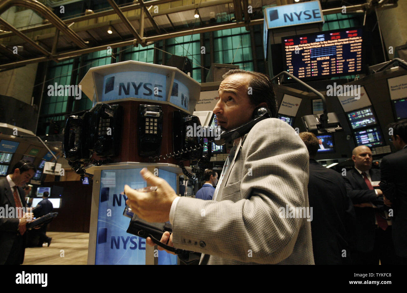 Opening Bell High Resolution Stock Photography and Images - Alamy
