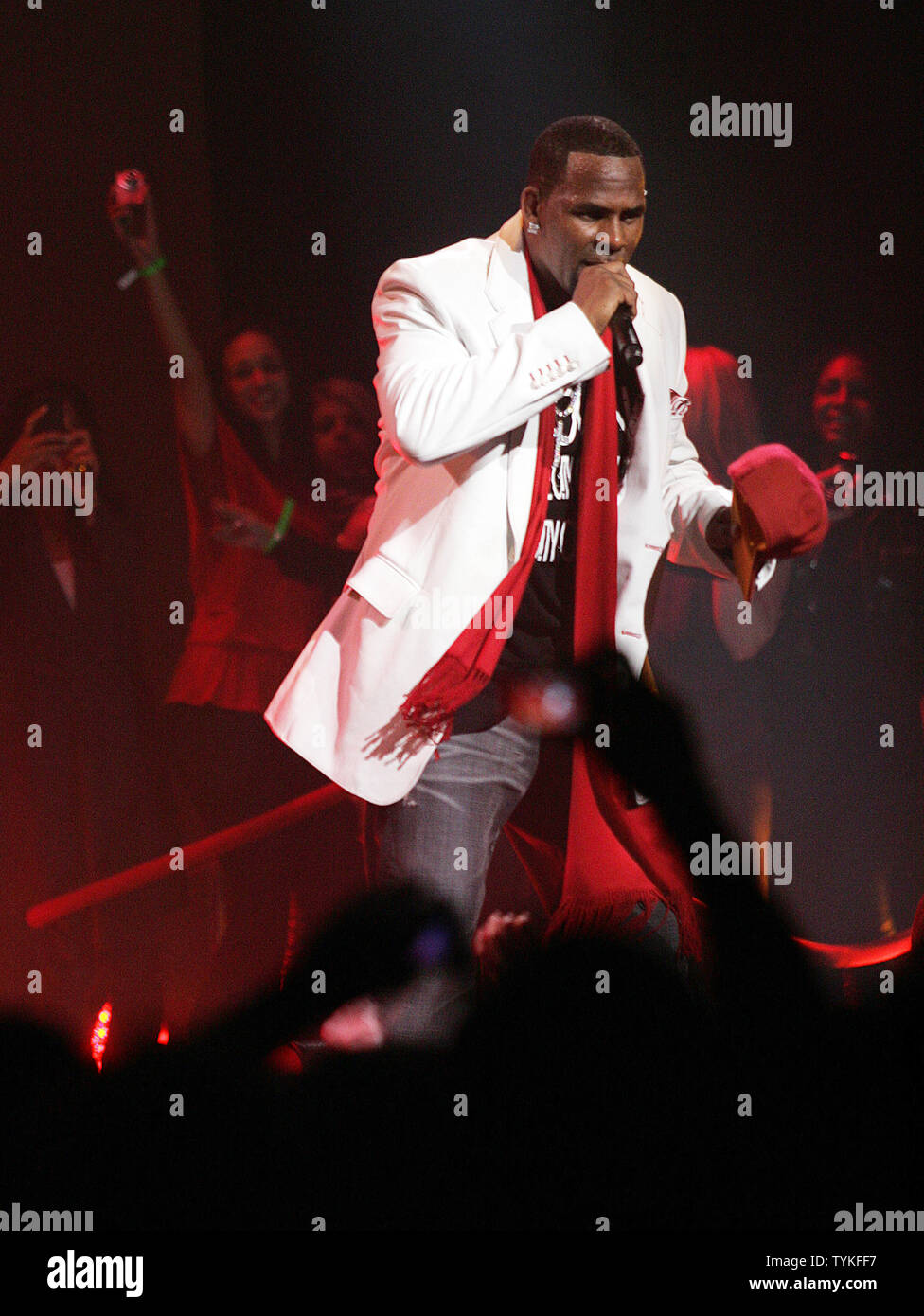 R. Kelly performs in concert at Madison Square Garden in New York on ...