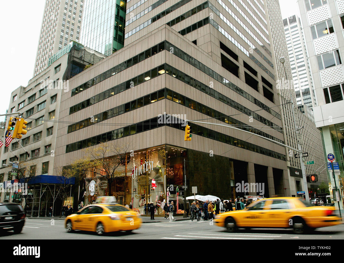 Alavi hi-res stock photography and images - Alamy