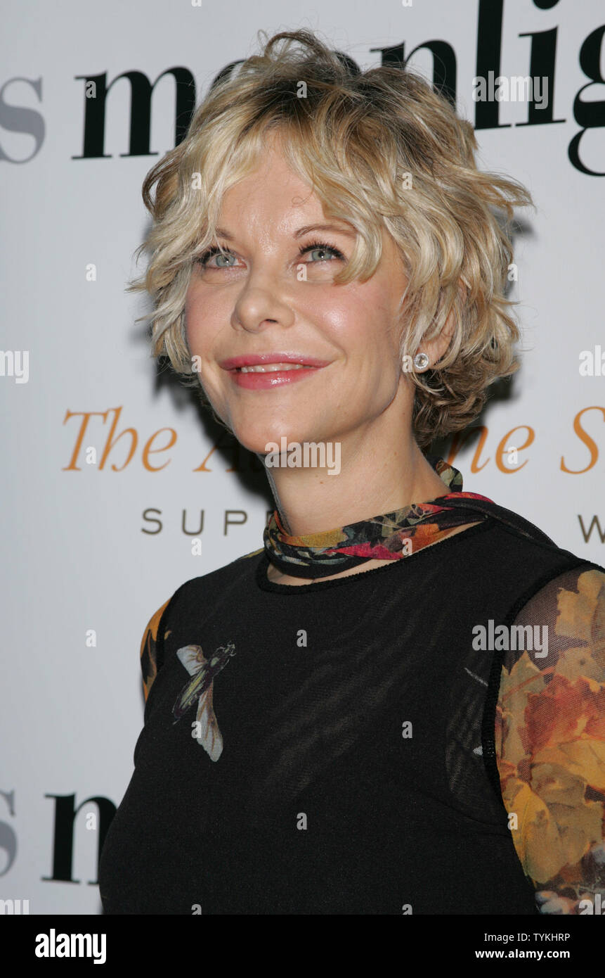 Serious moonlight 2009 meg ryan hi-res stock photography and images - Alamy