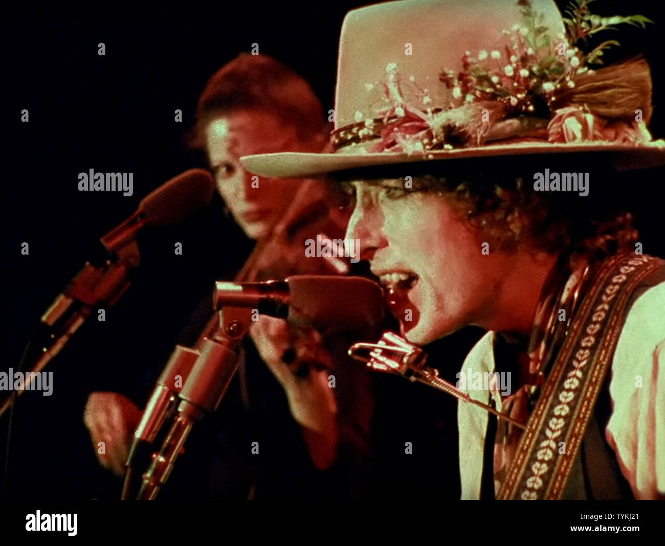 ROLLING THUNDER REVUE: A BOB DYLAN STORY BY MARTIN SCORSESE, from left ...