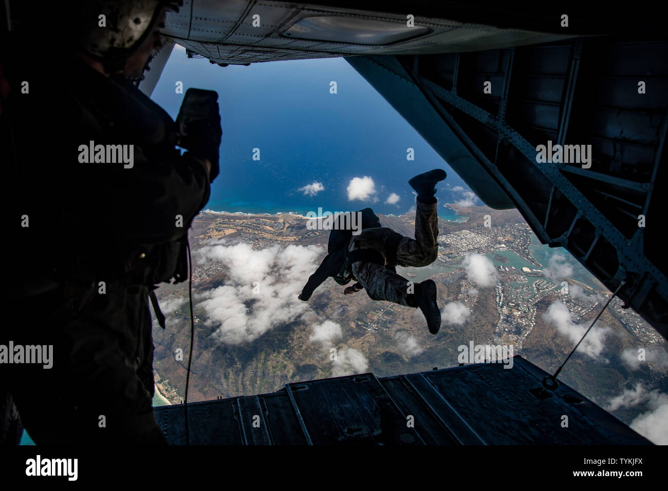 Special operations command pacific hi-res stock photography and images ...