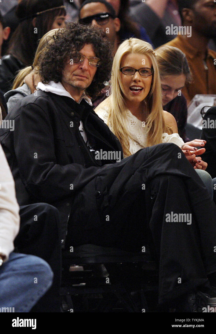 Beth ostrosky stern and howard stern hi-res stock photography and ...