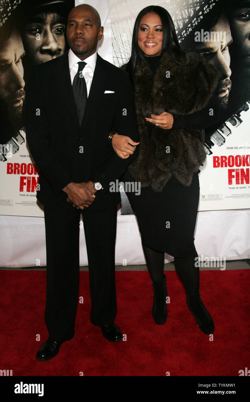 Lela rochon arrive hi-res stock photography and images - Alamy