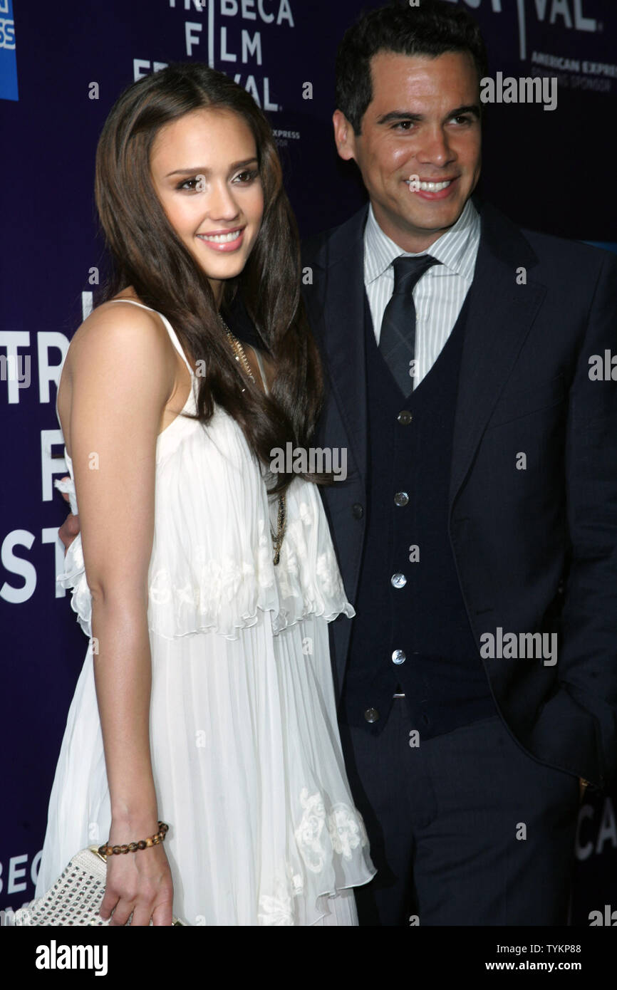 Jessica Alba and Cash Warren arrive for the Tribeca Film Festival ...