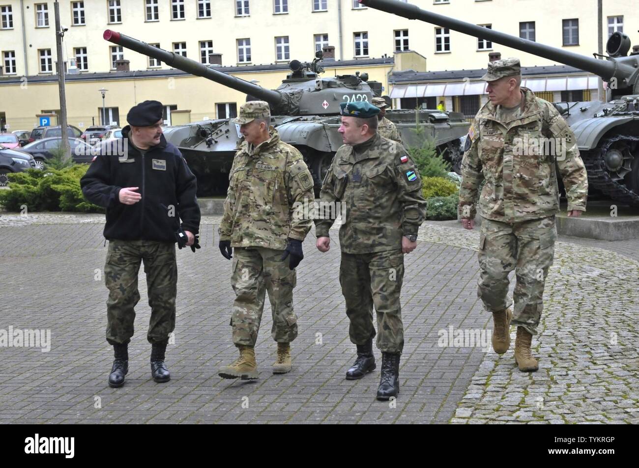 (left to right) Polish Armed Forces Maj. Gen. Jaroslaw Mika, commander ...